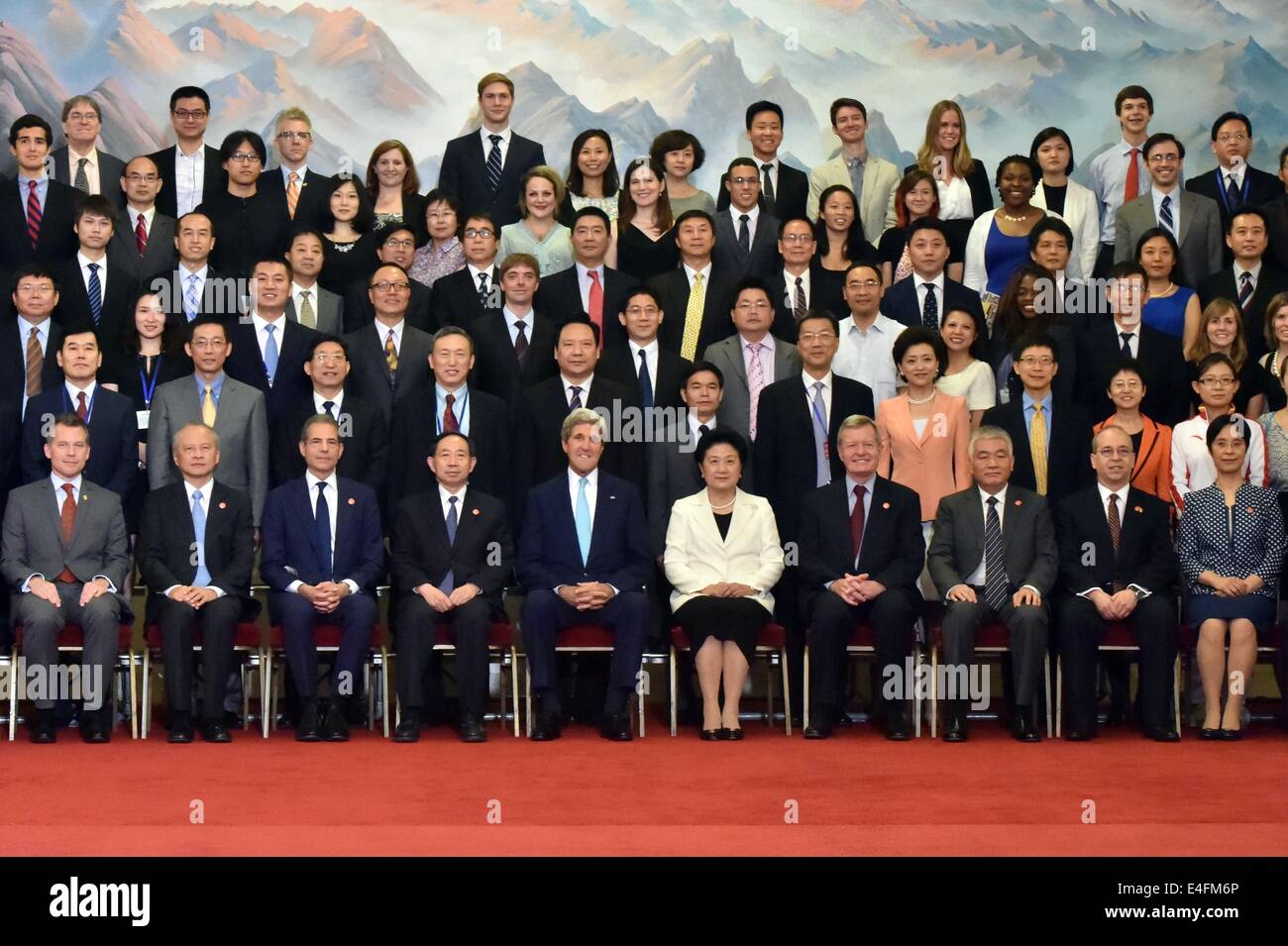 Kerry liu hi-res stock photography and images - Alamy