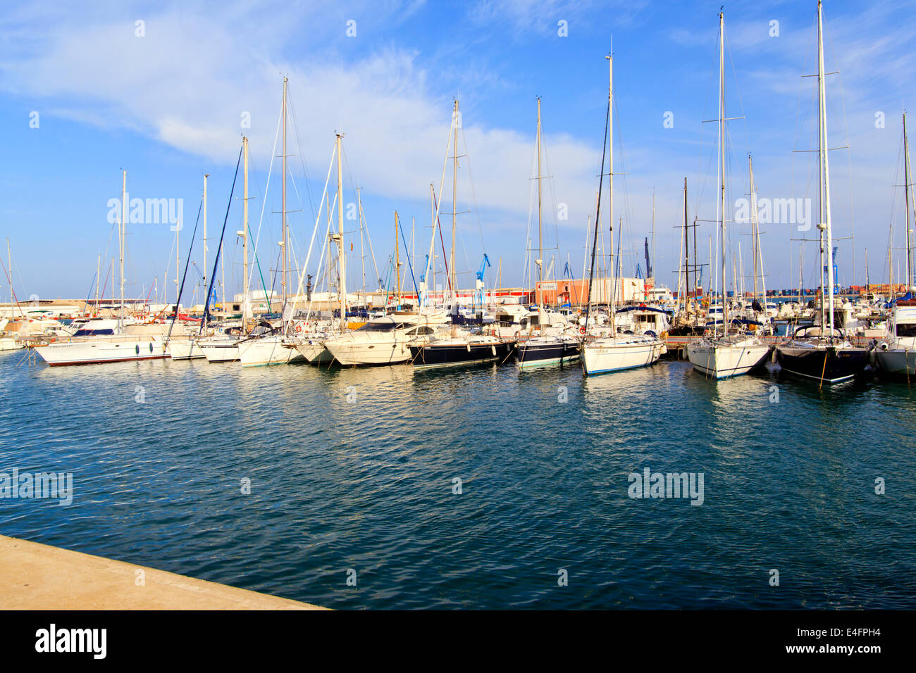 Yachts in spanish port hi-res stock photography and images - Alamy