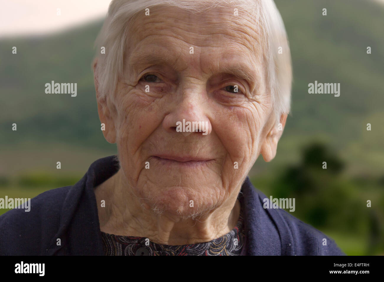 Old lady facial expression hi-res stock photography and images - Alamy