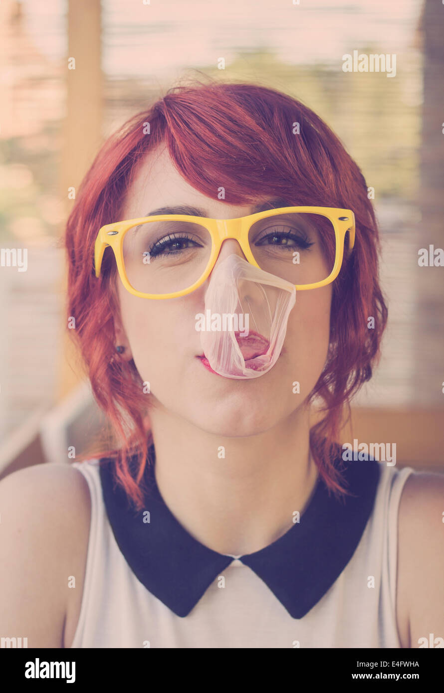 Retro girl gum hi-res stock photography and images - Alamy