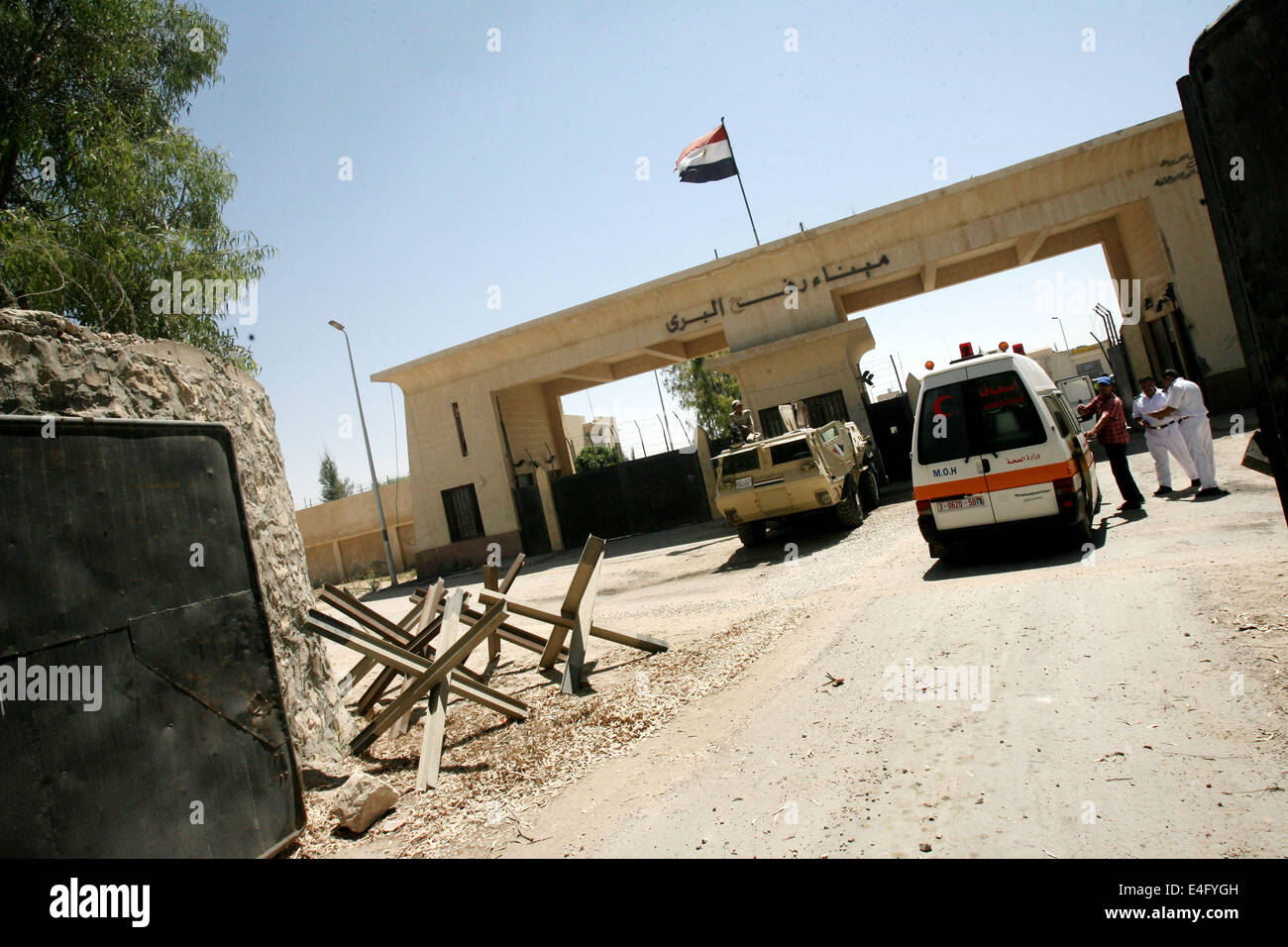 Palestinian ambulances hi-res stock photography and images - Alamy