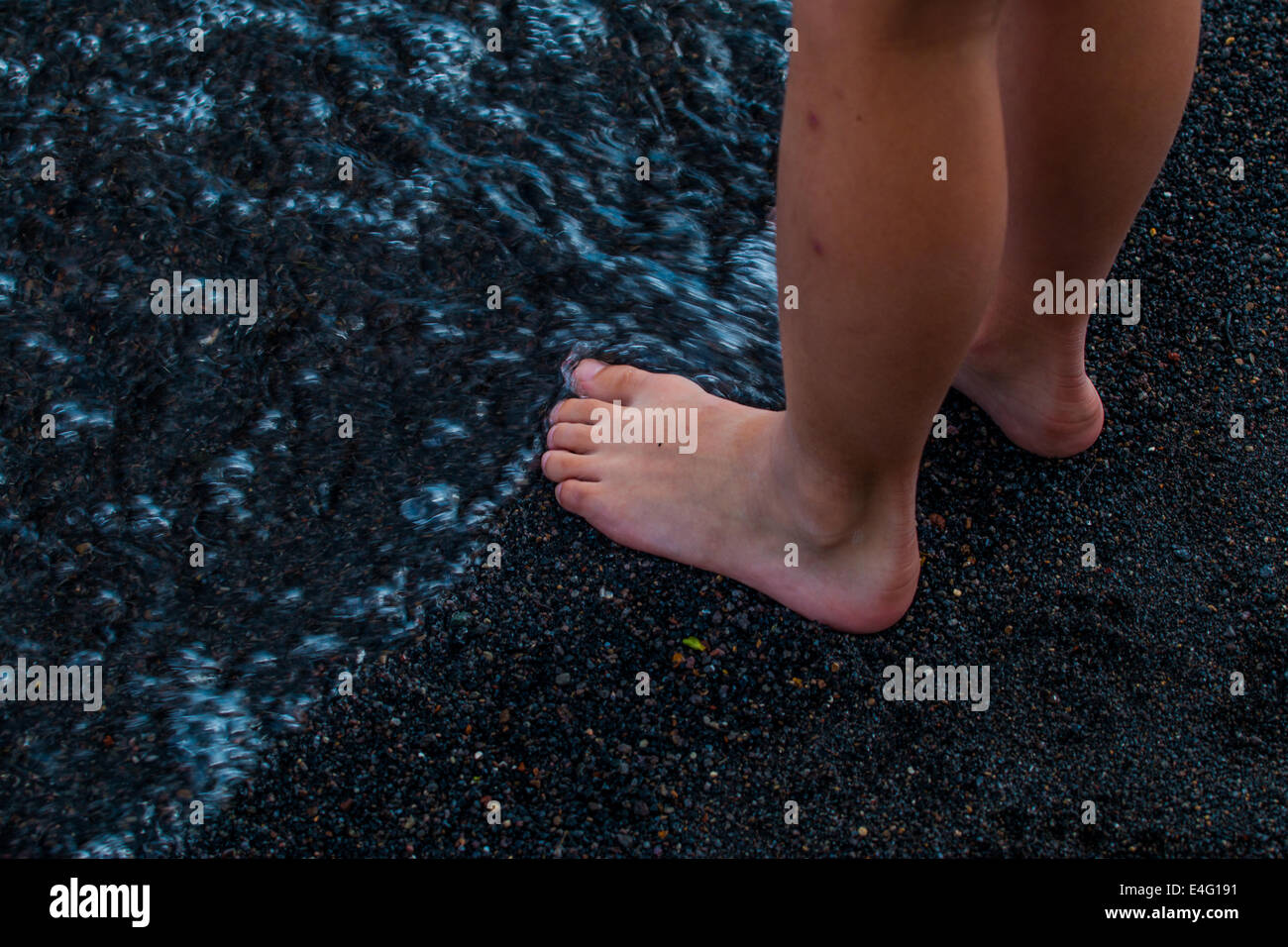Toes in river hi-res stock photography and images - Alamy