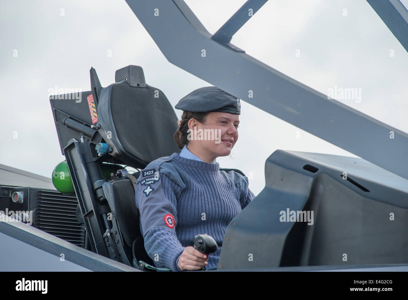 Fighter jet cockpit controls hi-res stock photography and images - Alamy