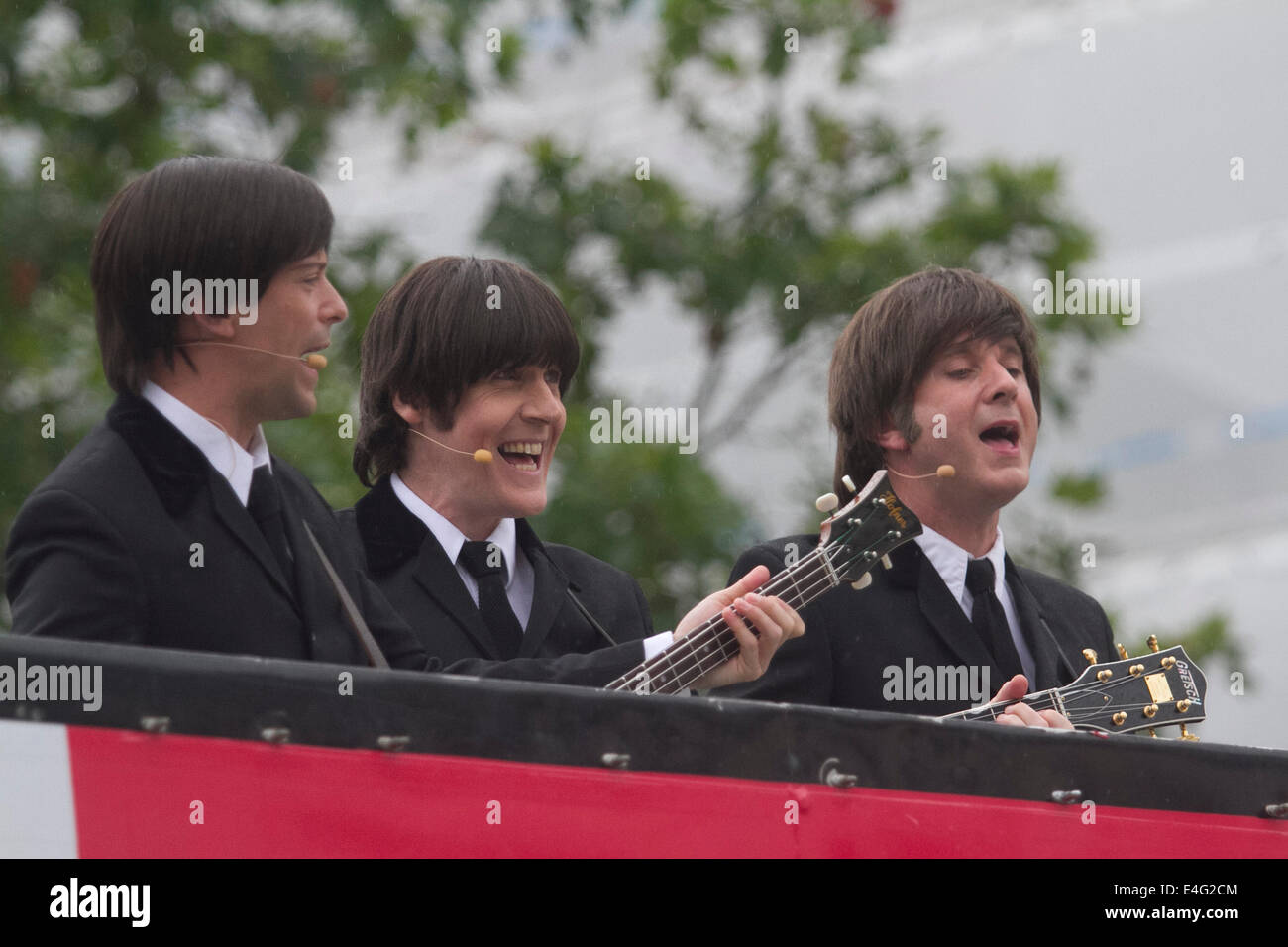 The end beatles hi-res stock photography and images - Alamy