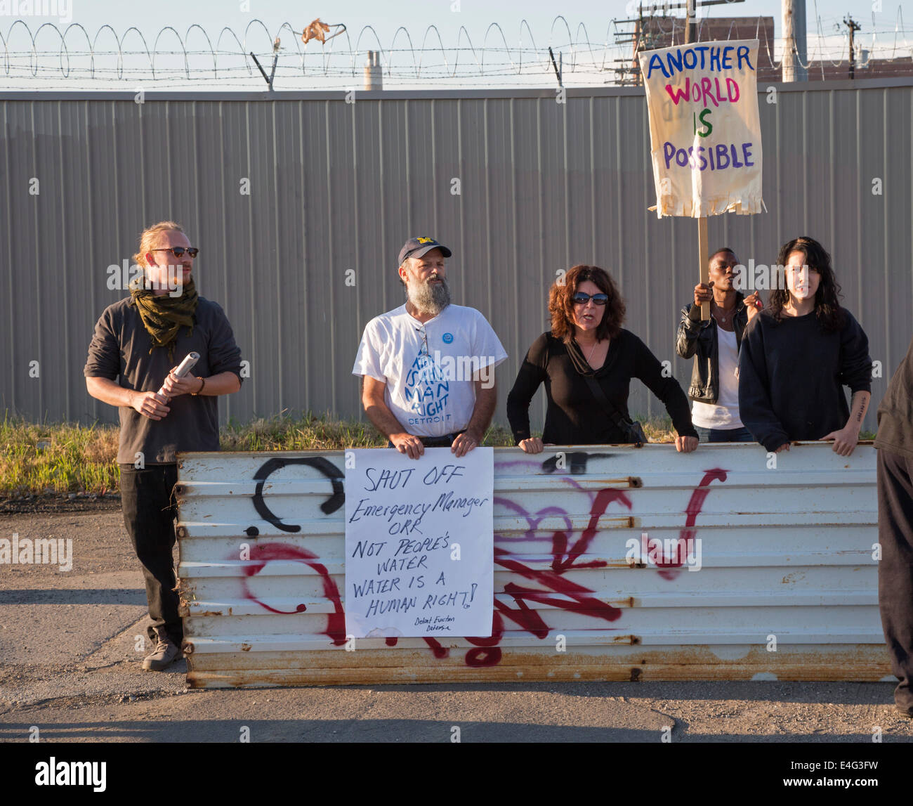Detroit michigan community residents hi-res stock photography and ...