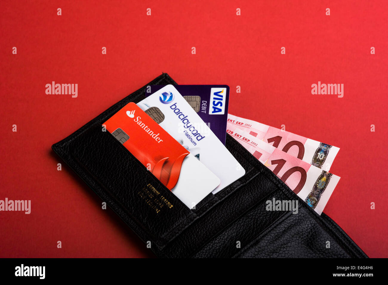 Credit and debit cards hi-res stock photography and images - Alamy