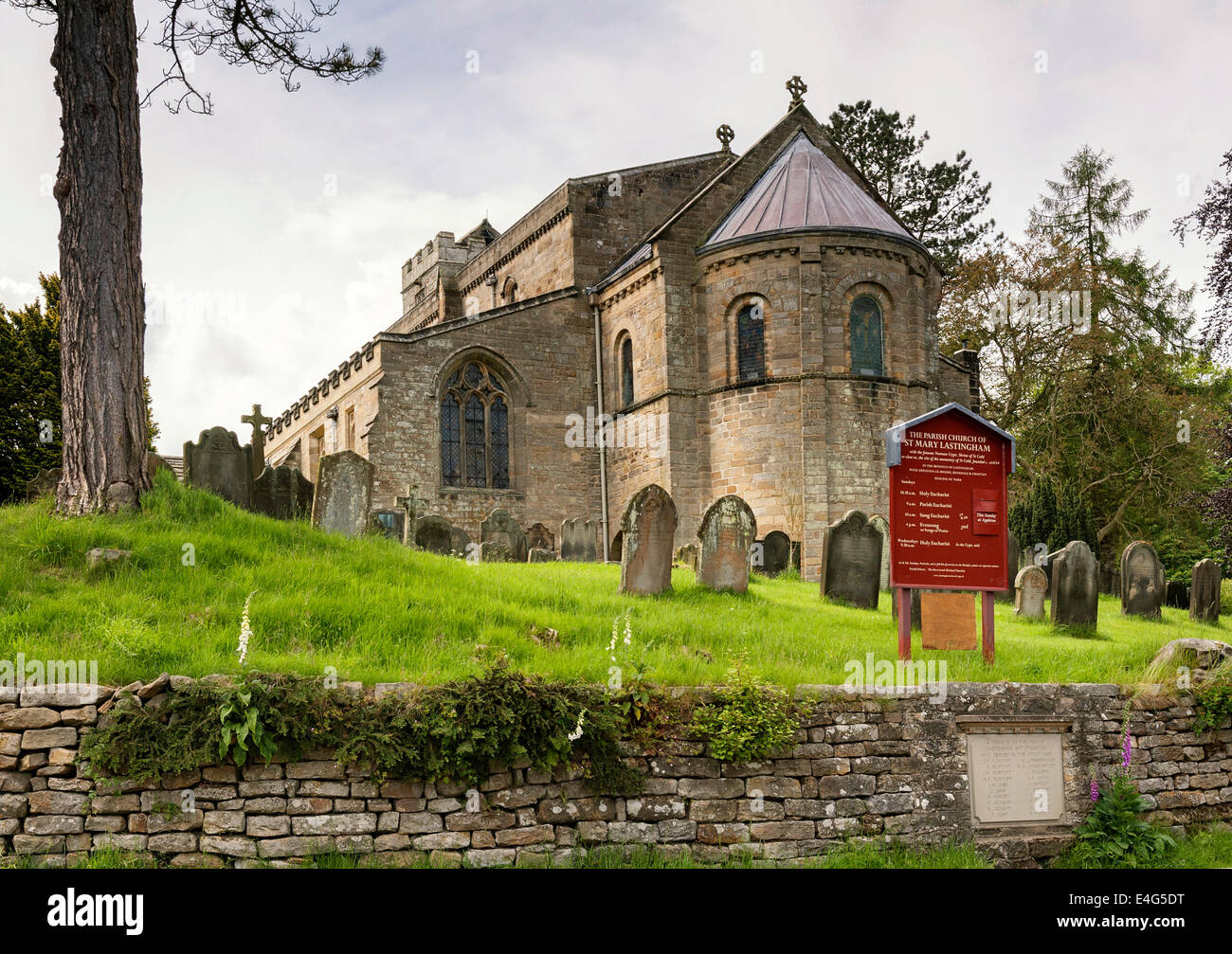 Lastingham church hi-res stock photography and images - Alamy