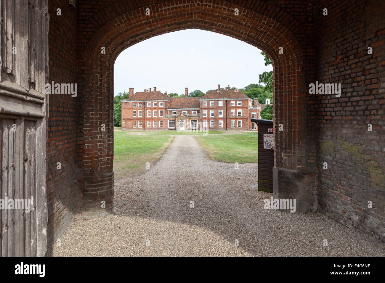 Lullingstone Castle and World Gardens. Lullingstone, Eynsford, Kent ...