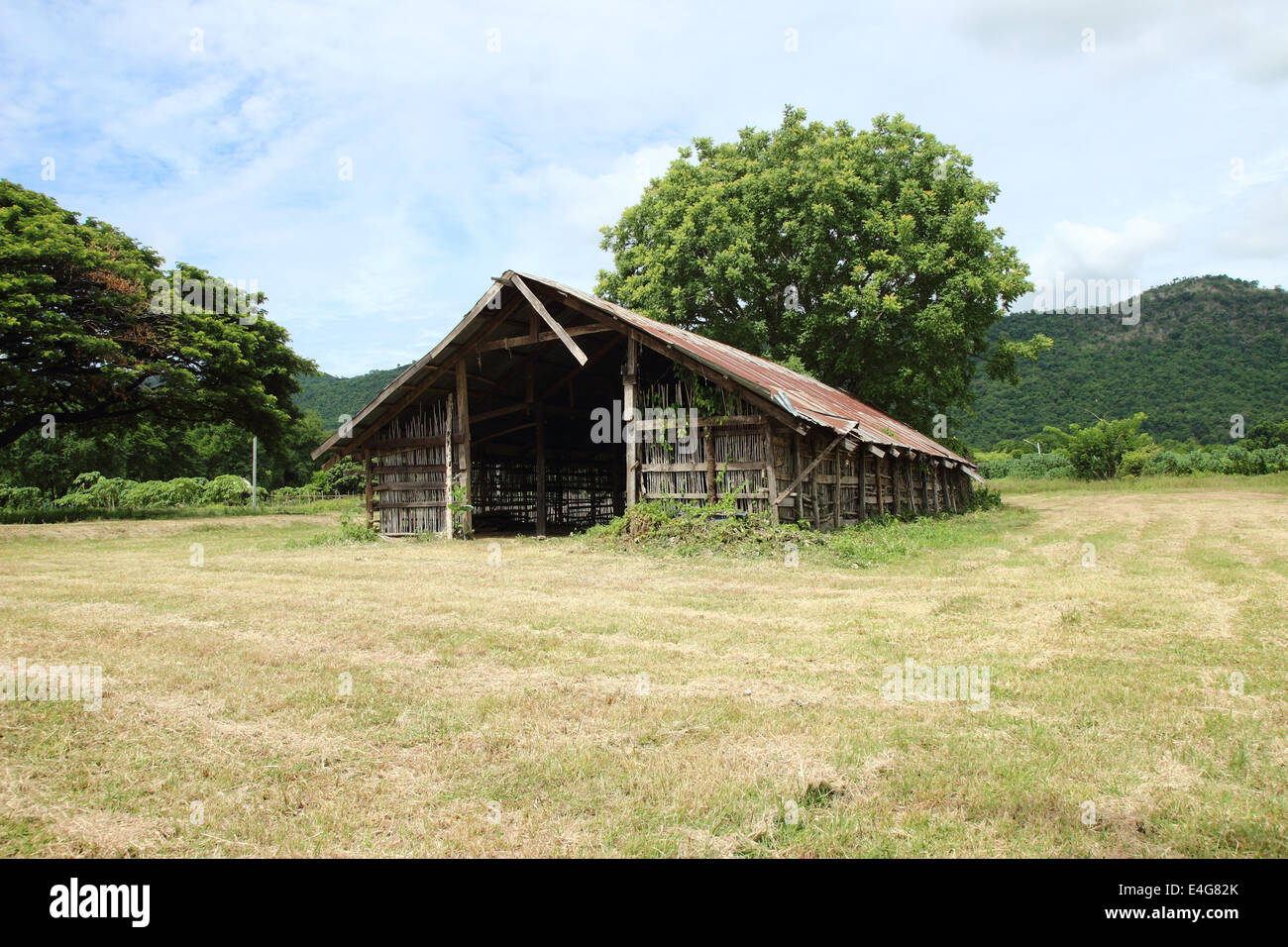 Country farm home hi-res stock photography and images - Alamy