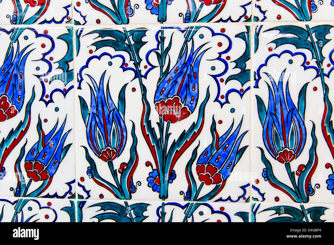 Istanbul turkey tulip tile hi-res stock photography and images - Alamy