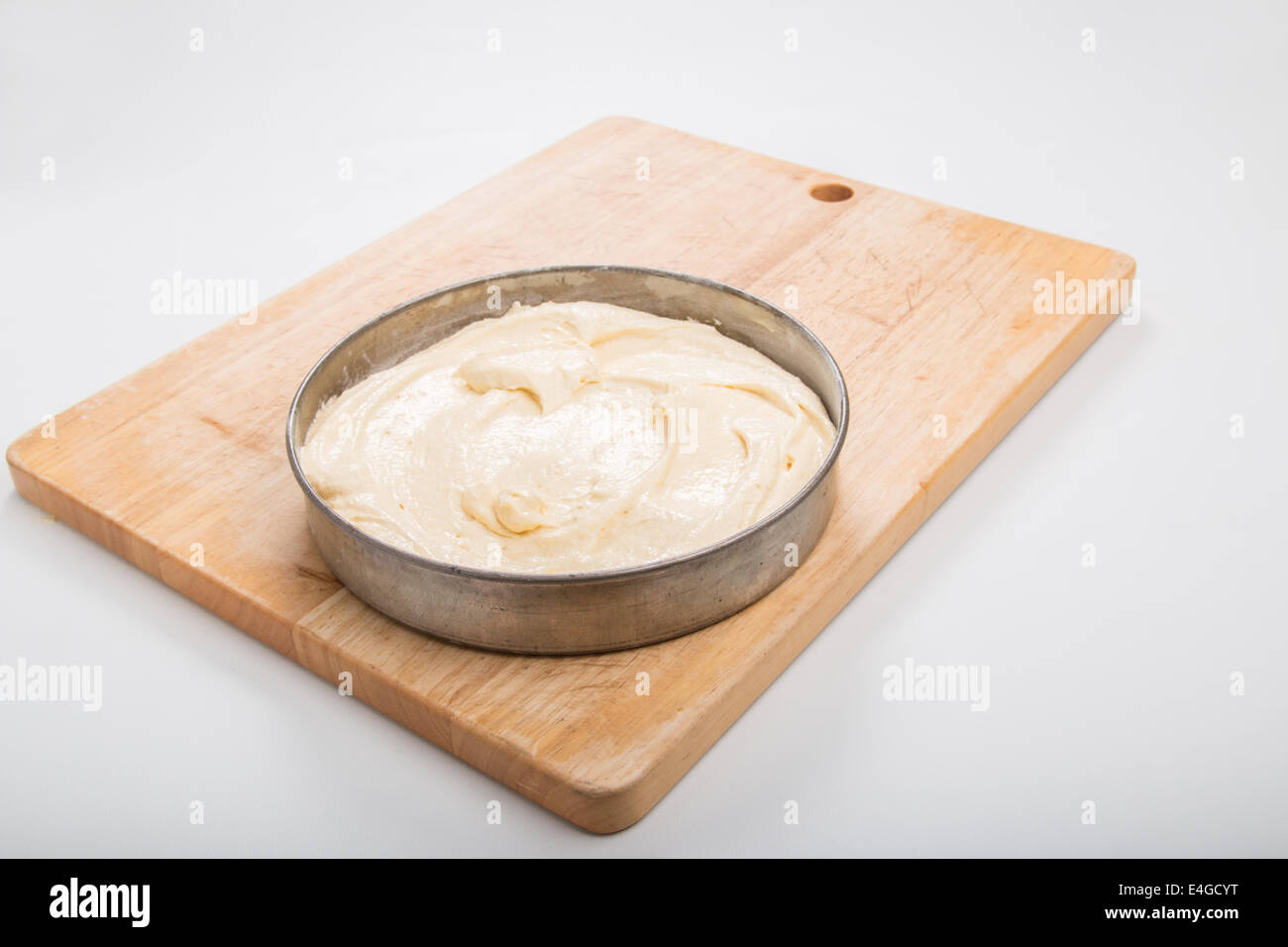 Sponge mix in baking 2 tin pan hi-res stock photography and images - Alamy