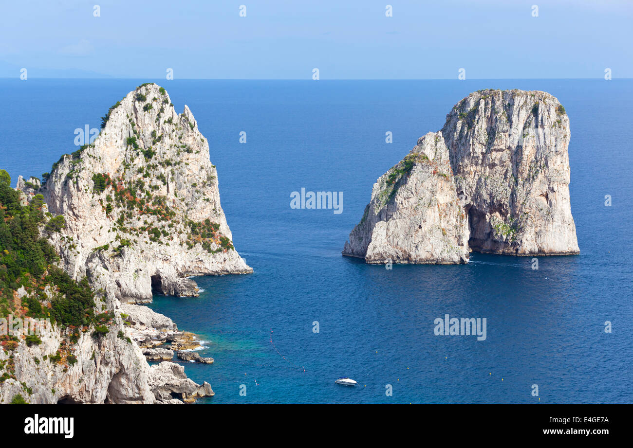 Sea with giant waves hi-res stock photography and images - Alamy