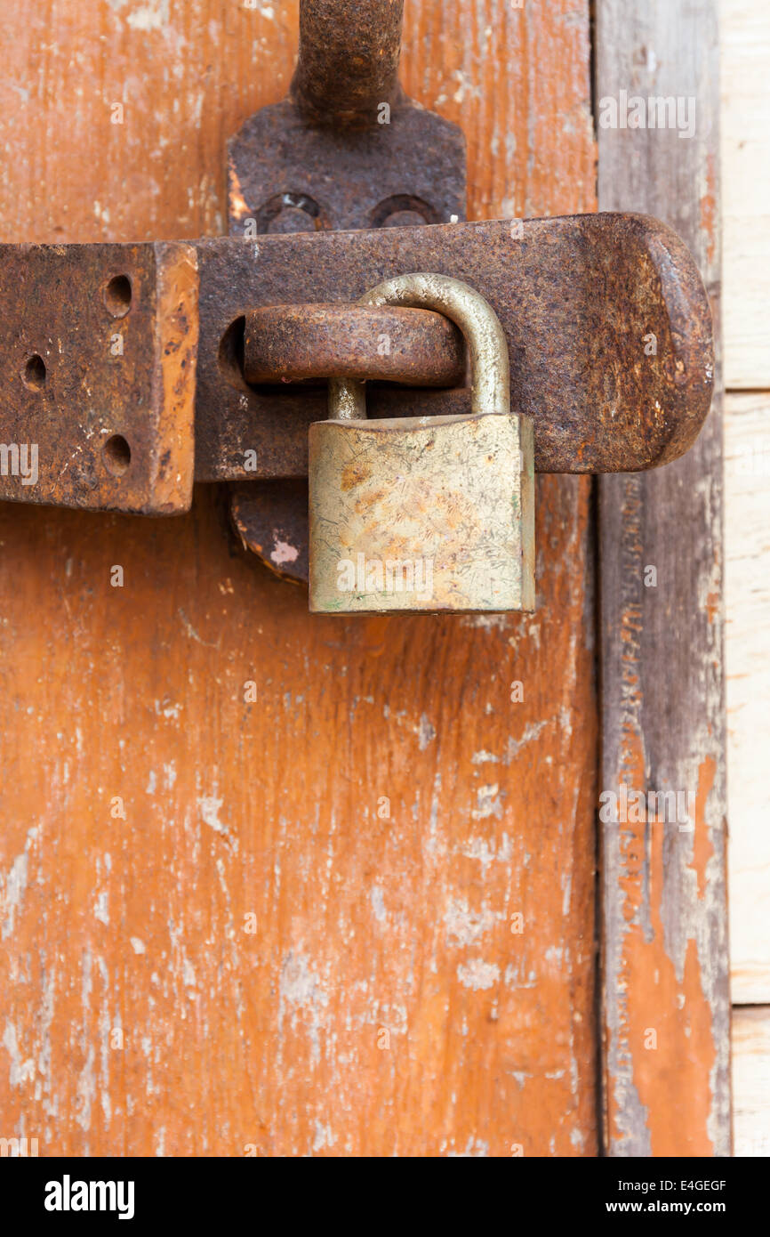 Big old rusty metal gate hi-res stock photography and images - Alamy