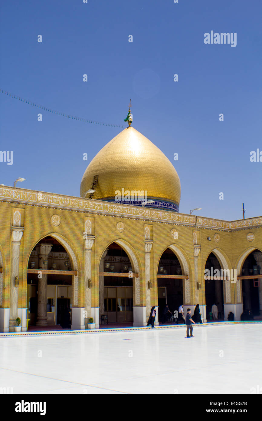 Baghdad mosque hi-res stock photography and images - Alamy