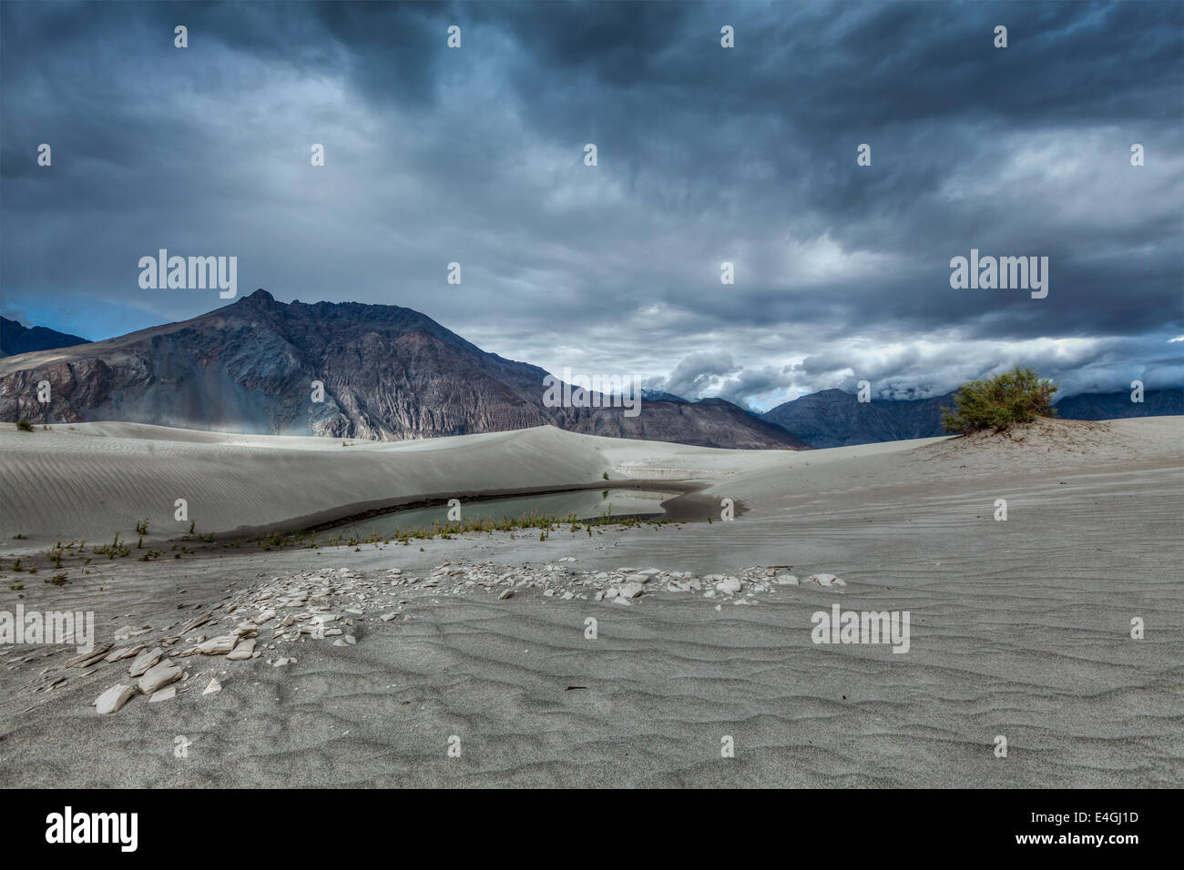 Hdri sky hi-res stock photography and images - Alamy