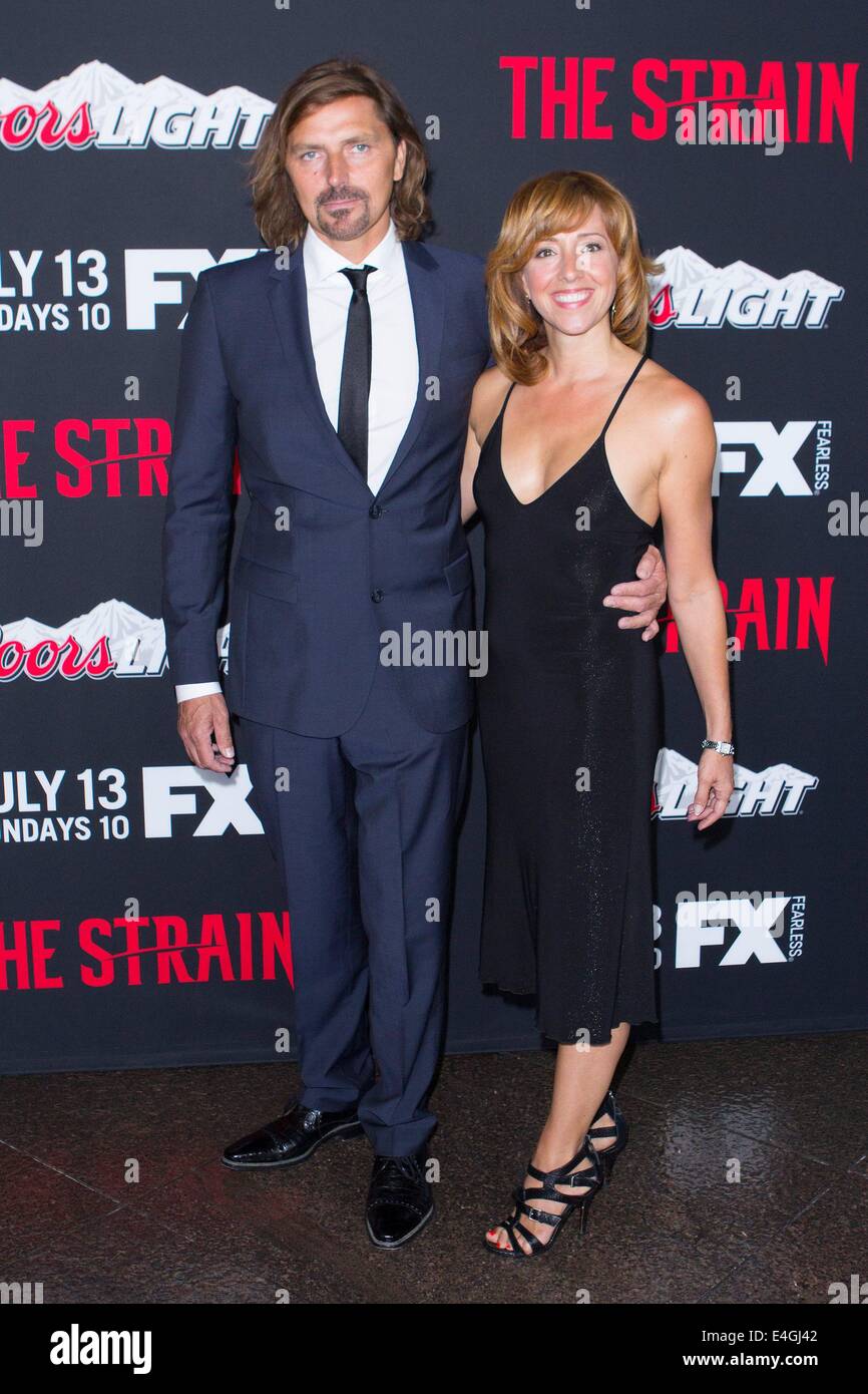 Robin atkin hi-res stock photography and images - Alamy