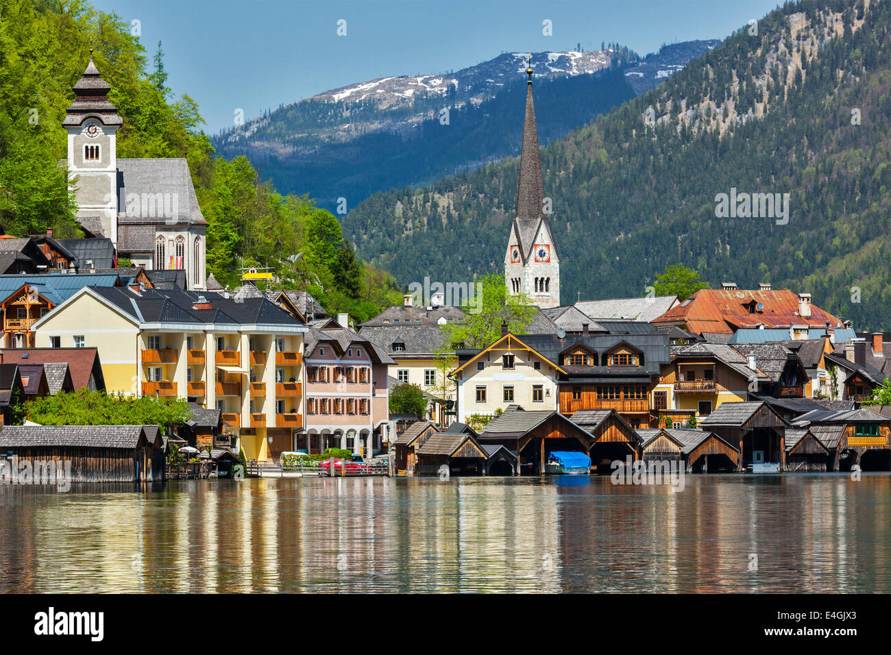 Austrian tourist destination Hallstatt village on Hallstätter See in ...