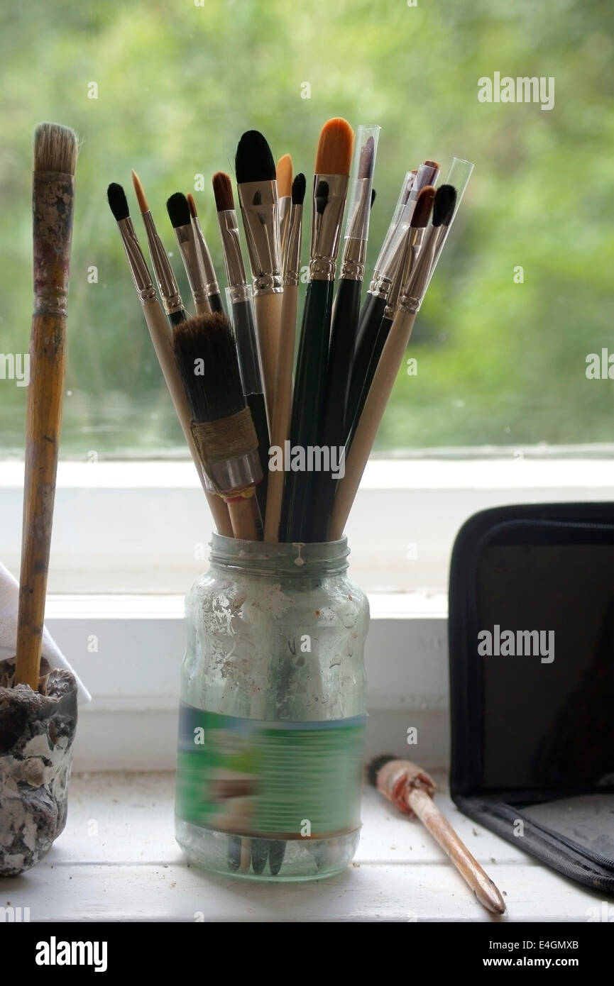 Utensils art hi-res stock photography and images - Alamy