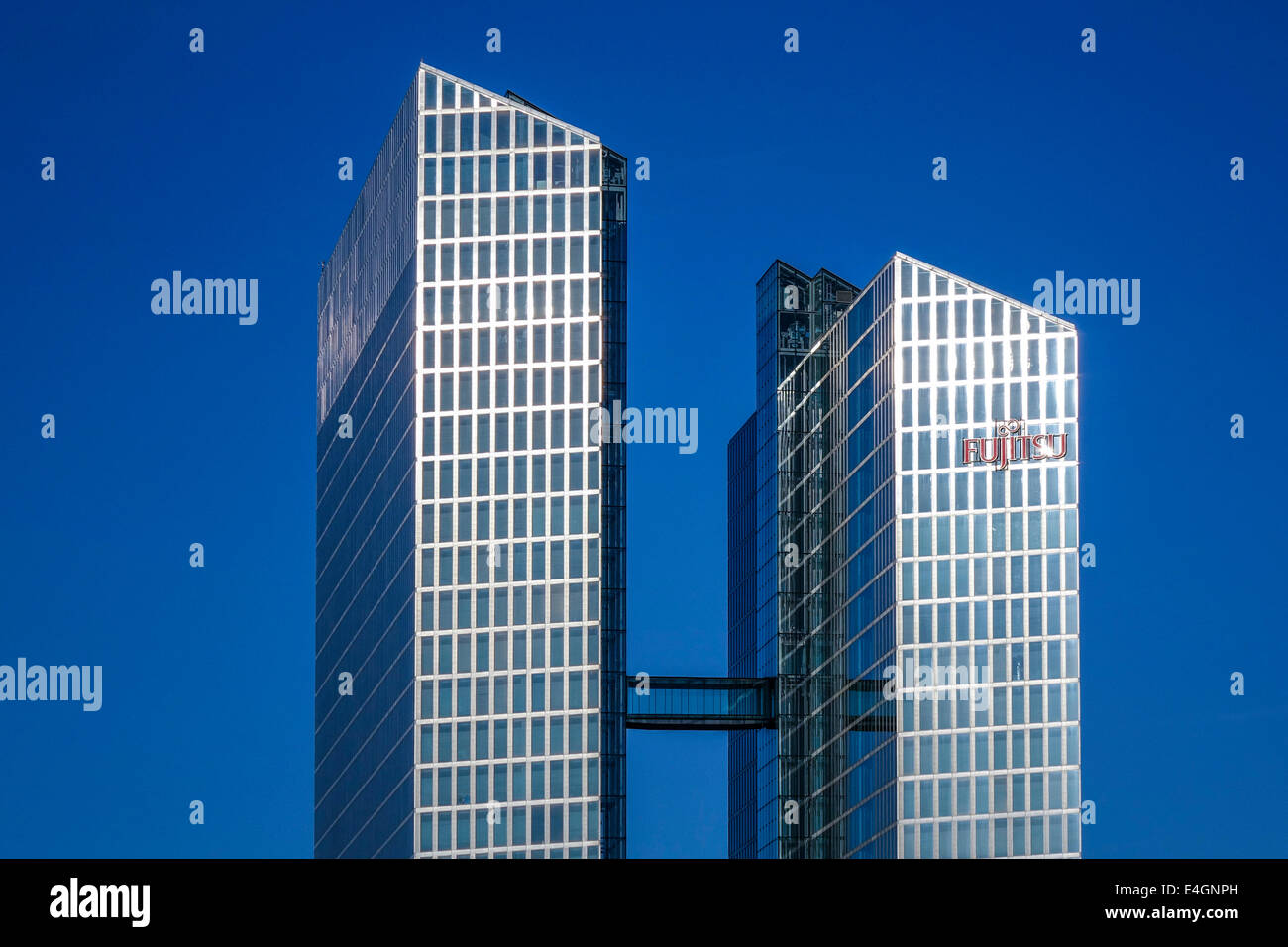 Highlight munich business towers hi-res stock photography and images ...