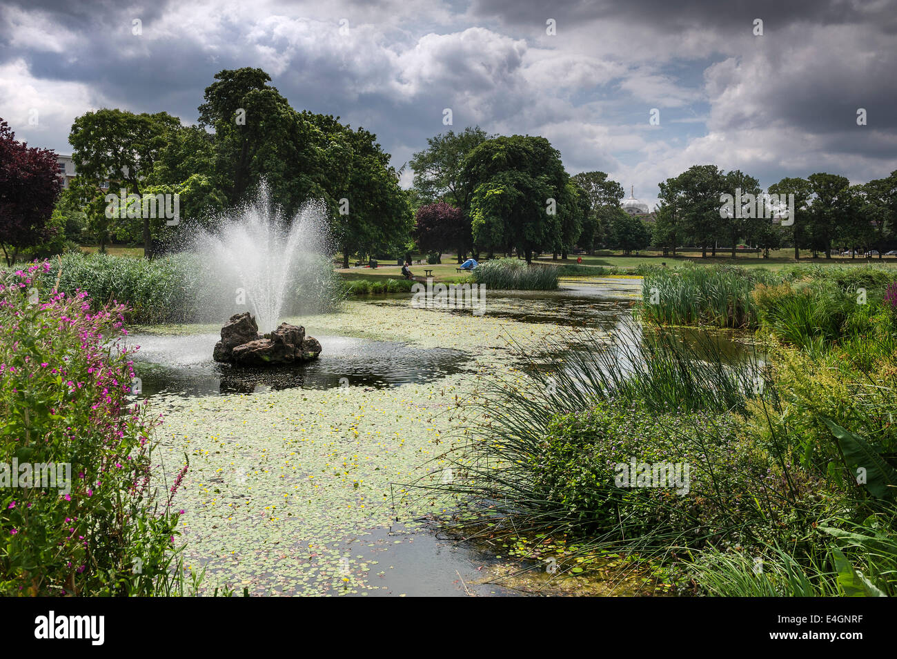 The Riverside Leisure Area in Gravesend Stock Photo - Alamy