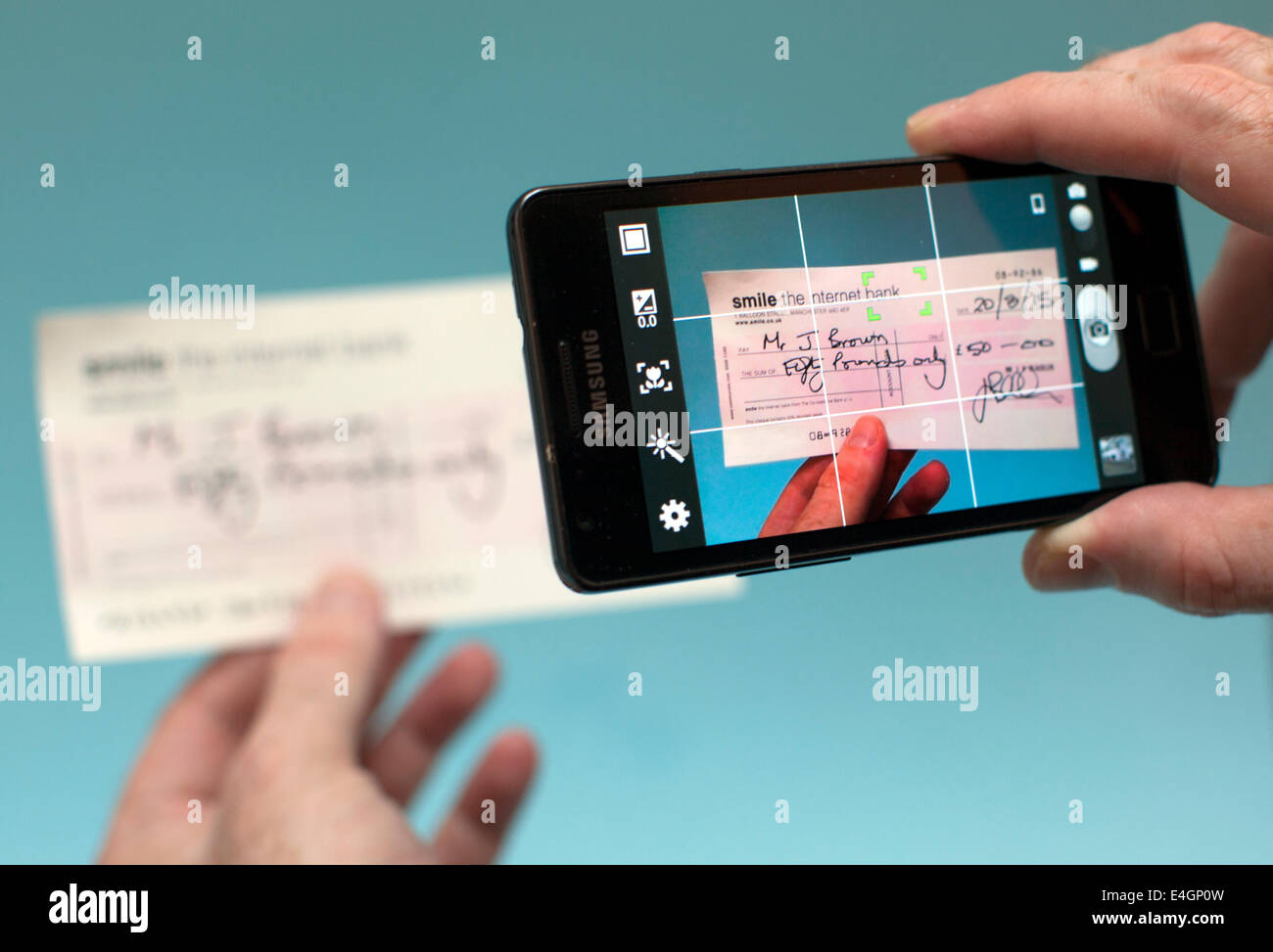 Cash a cheque hi-res stock photography and images - Alamy