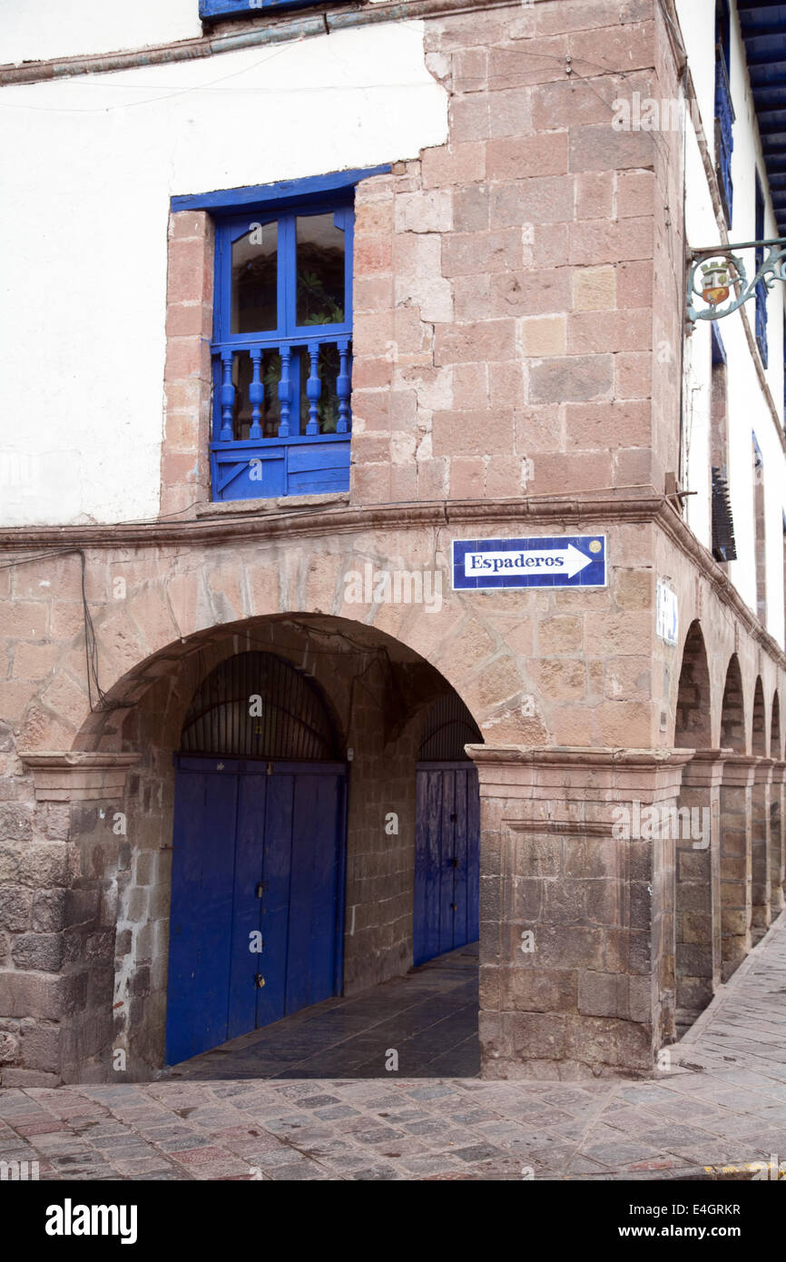 Wooden door cuzco peru hi-res stock photography and images - Alamy