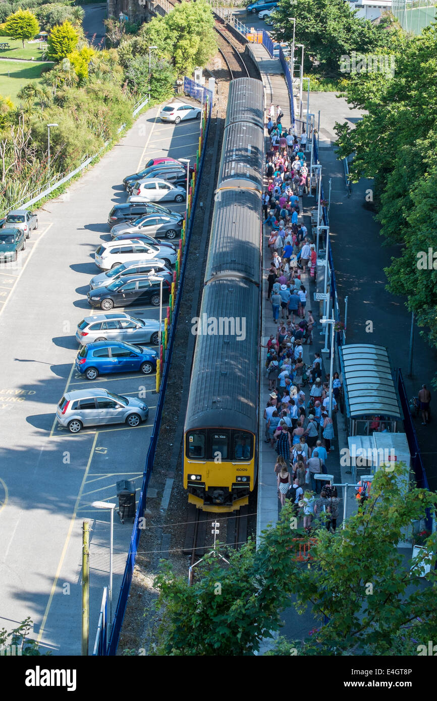 The busy local train line into St Ives Cornwall Stock Photo - Alamy