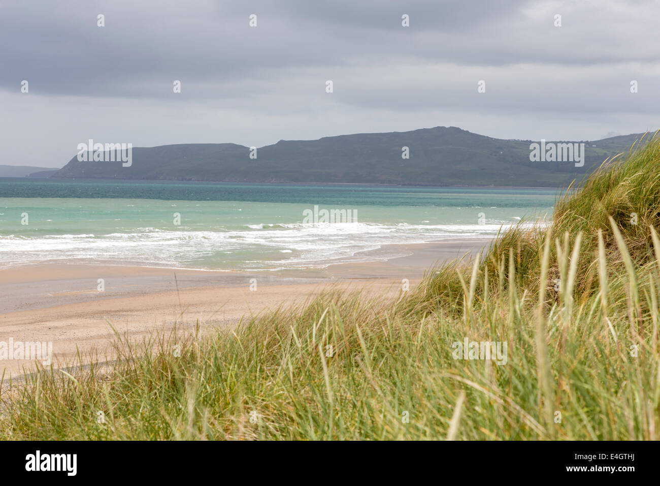 The Llyn Peninsula coastline at Porth Neigwl or Hell's Mouth, Llanengan ...