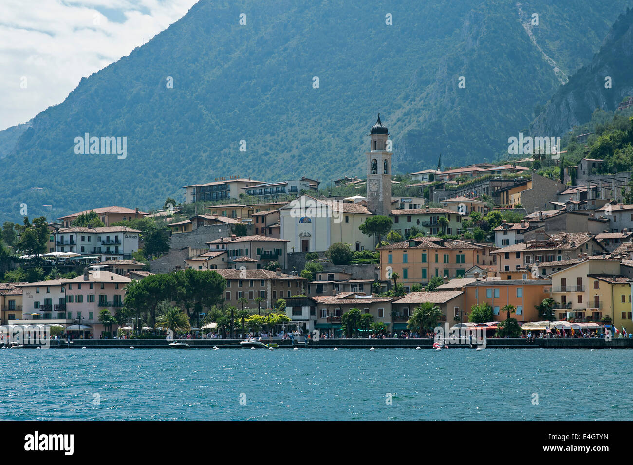 Limone sul garda beach hi-res stock photography and images - Alamy