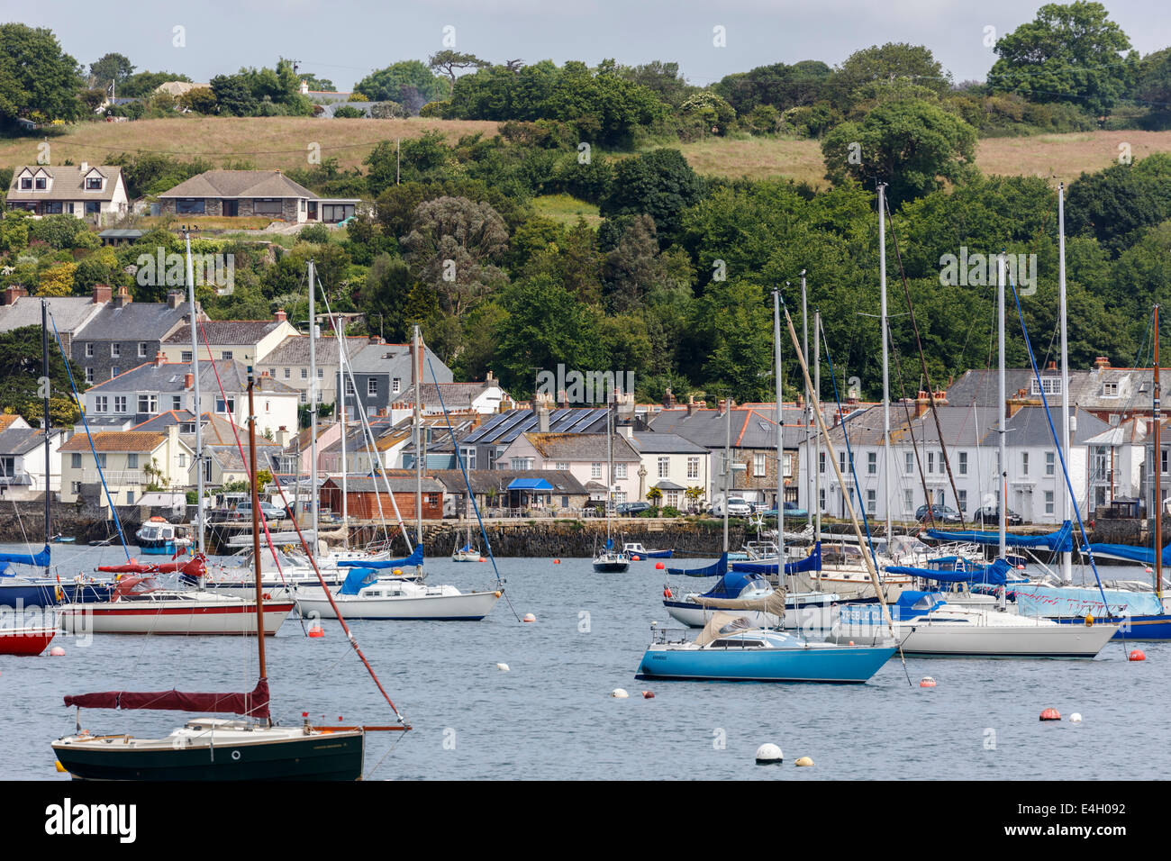 flushing village opposite Falmouth cornwall england uk gb Stock Photo ...