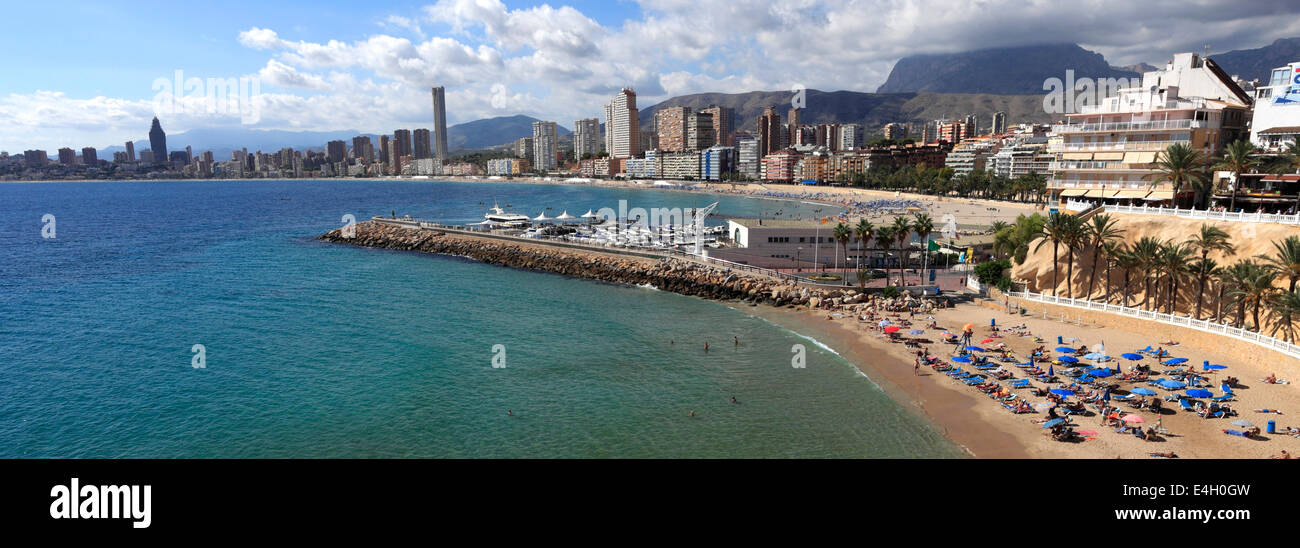 View along Playa De Poniente beach, Benidorm resort, Costa Blanca ...