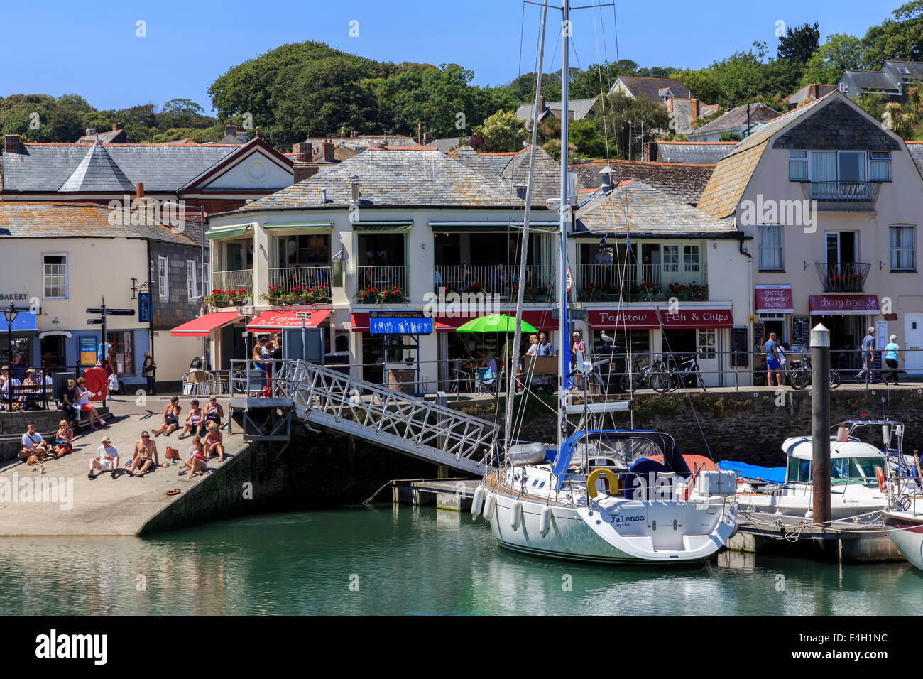 padstow town cornwall england uk Stock Photo - Alamy
