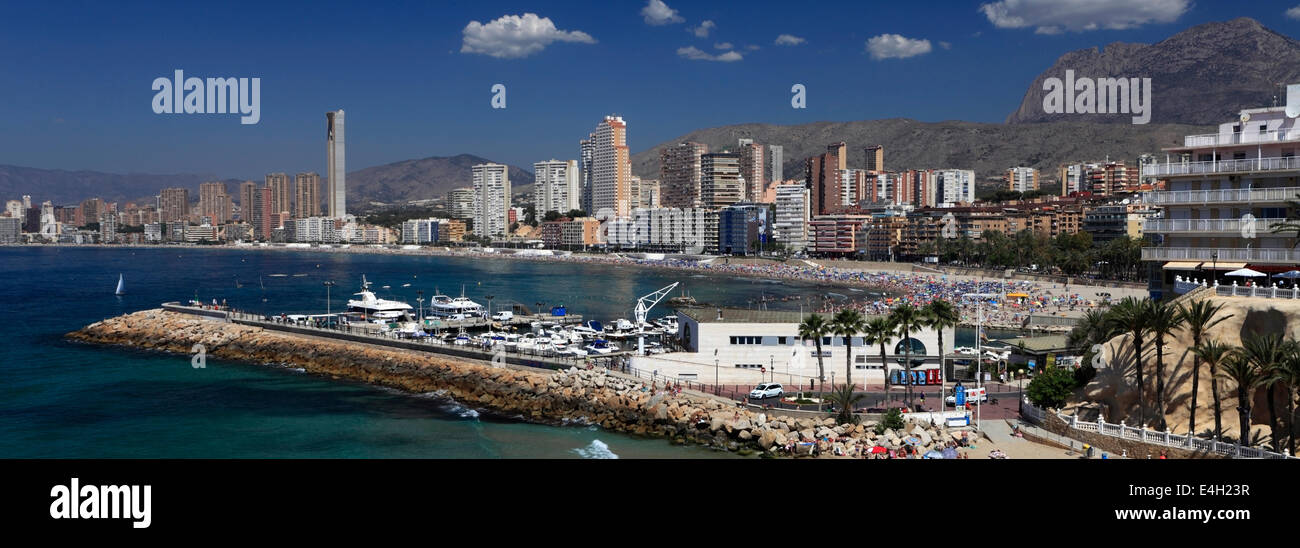 View along Playa De Poniente beach, Benidorm resort, Costa Blanca ...