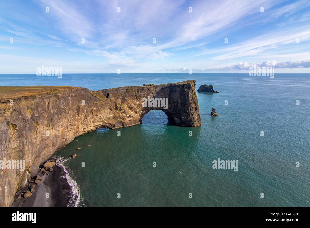 Dyrholaey sea arctic hi-res stock photography and images - Alamy