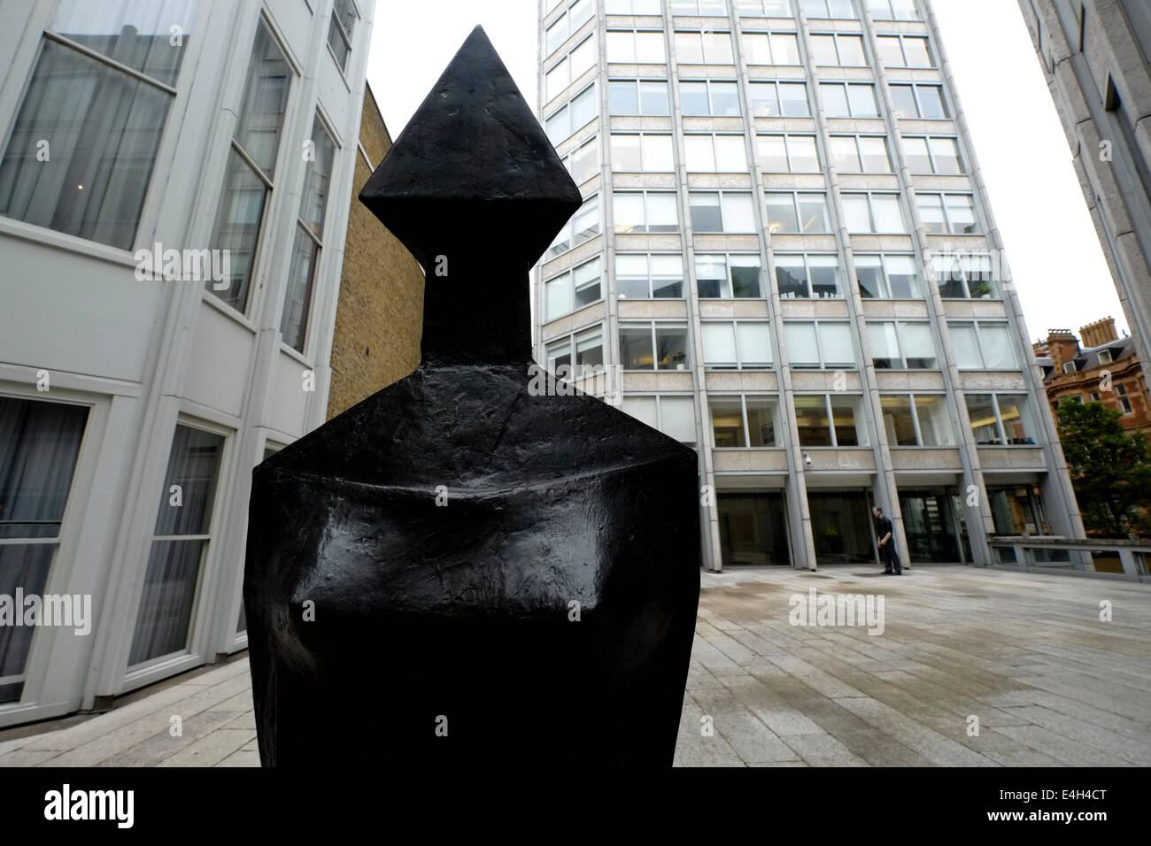 Lynn Chadwick Sculpture Stock Photo - Alamy
