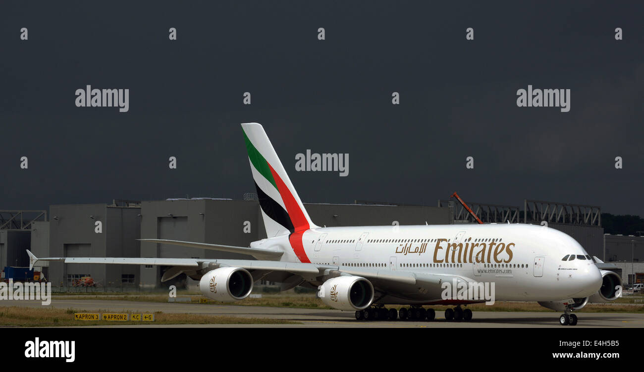 Airbus a380 flight test aircraft hi-res stock photography and images ...
