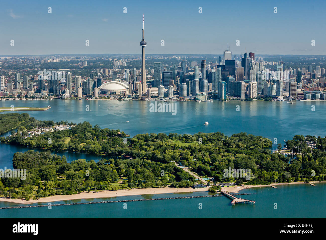 Toronto Summer Skyline High Resolution Stock Photography and Images - Alamy