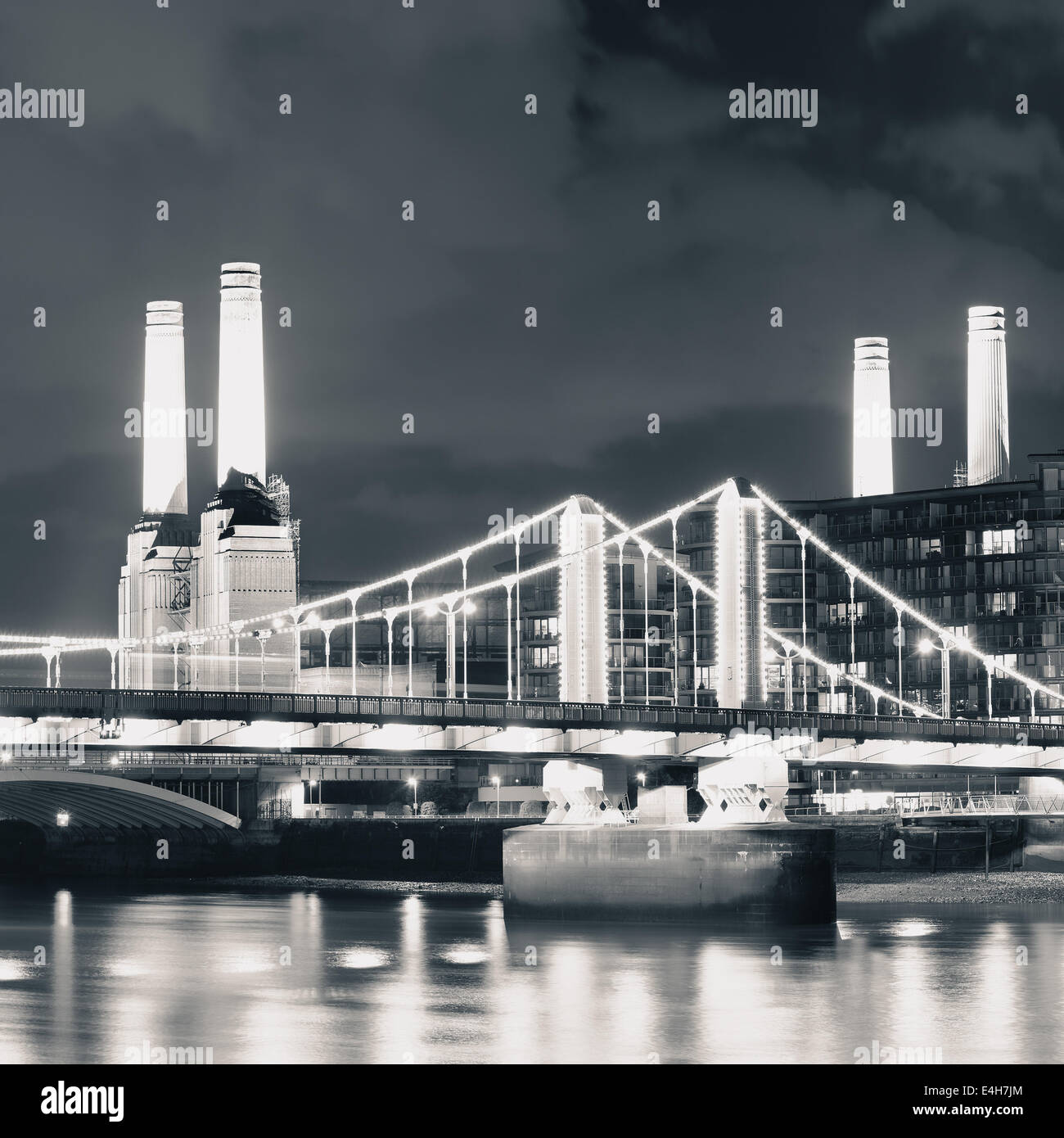 Battersea Power Station over Thames river as the famous London landmark ...
