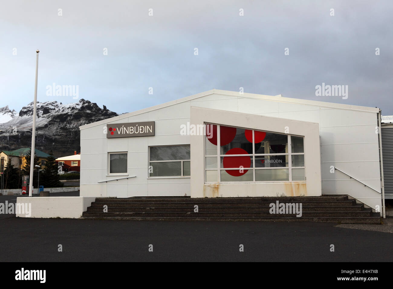 Alcohol shop iceland hi-res stock photography and images - Alamy