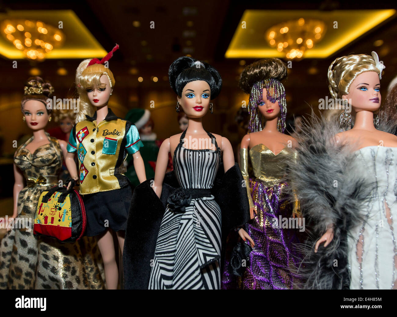 Show off dolls hi-res stock photography and images - Alamy