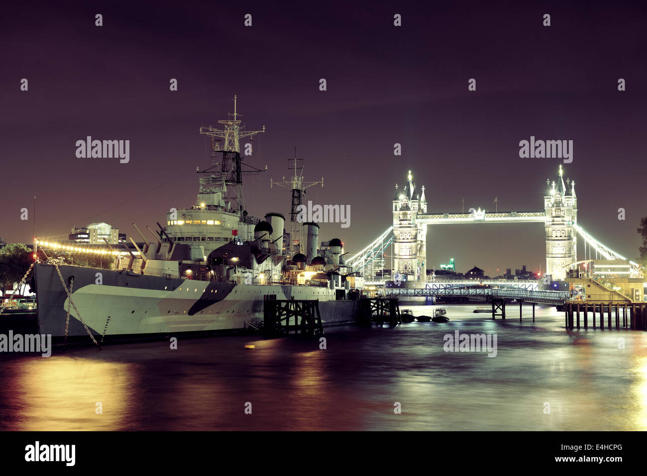 Hms belfast warship and tower bridge at night in thames hi-res stock photography and images - Alamy