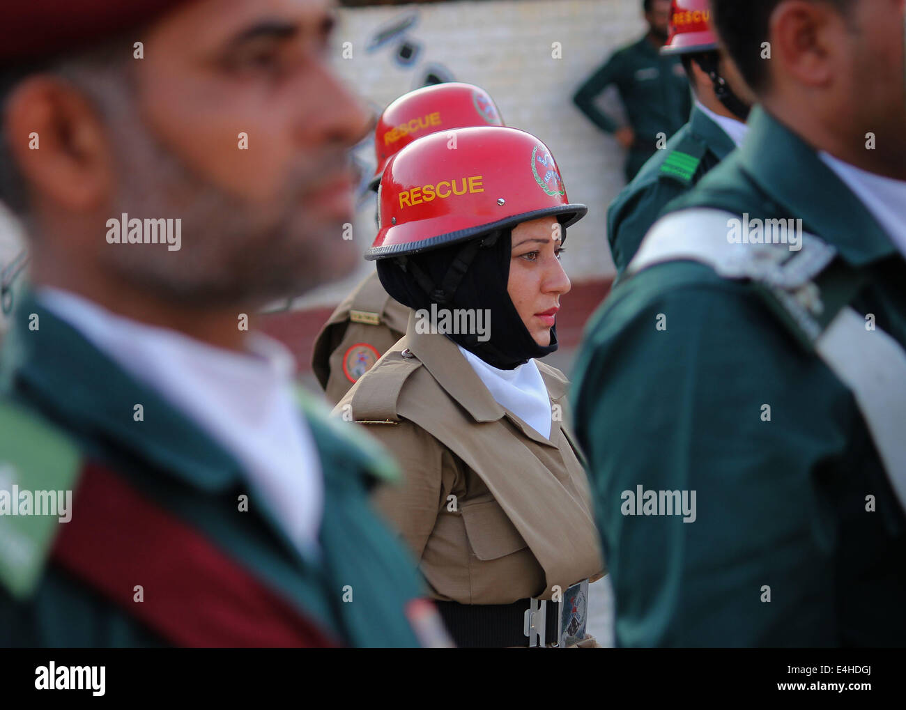 Lahore, Pakistan. 11th July, 2014. Pakistani Female Rescue 1122 ...