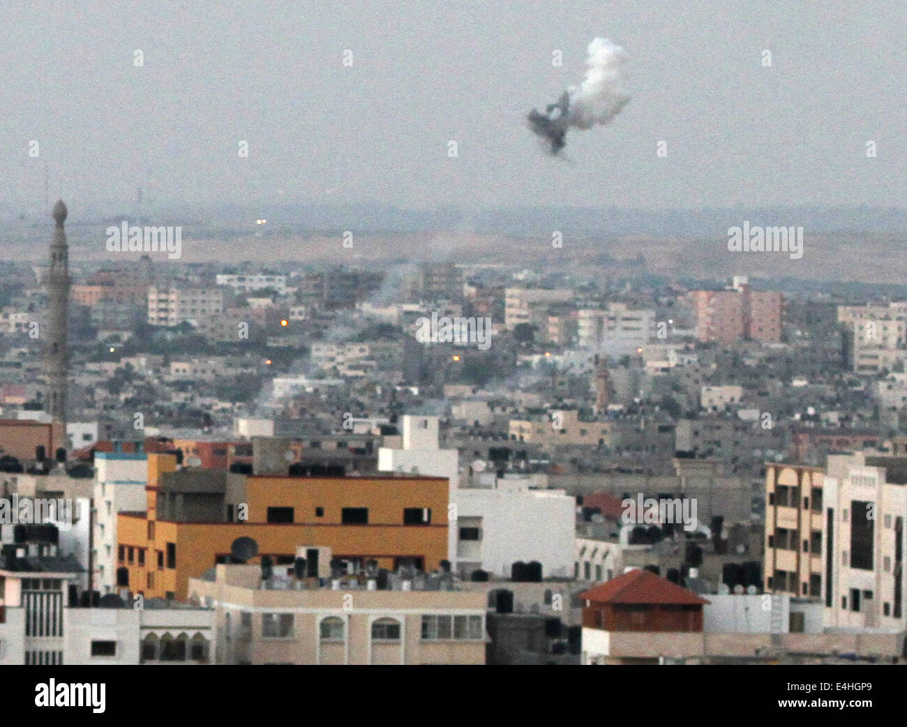 Gaza, GAZA STRIP, Palestinian Territor. 11th July, 2014. A cloud of ...