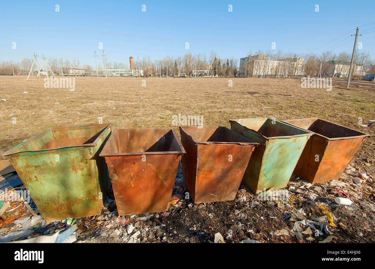 Four plastic trash containers hi-res stock photography and images - Alamy