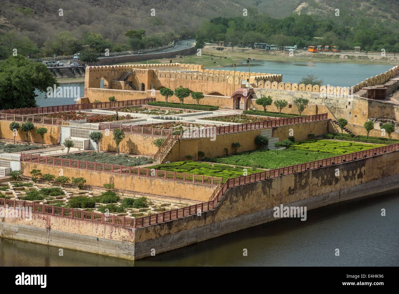 Famous Rajasthan landmark - Amer (Amber) fort, Rajasthan, India Stock ...