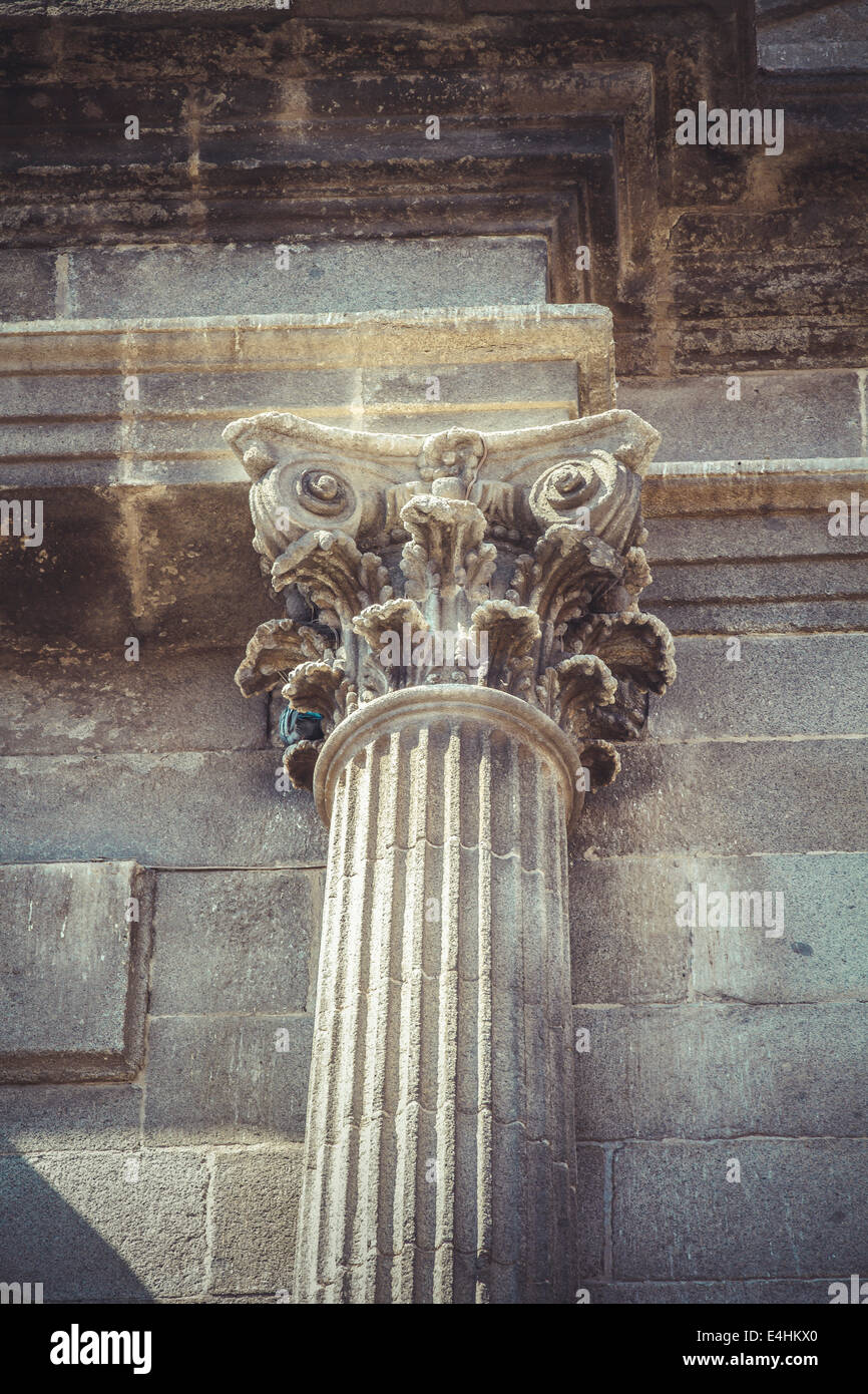 Stonework, Corinthian capitals, stone columns in old building in Spain ...