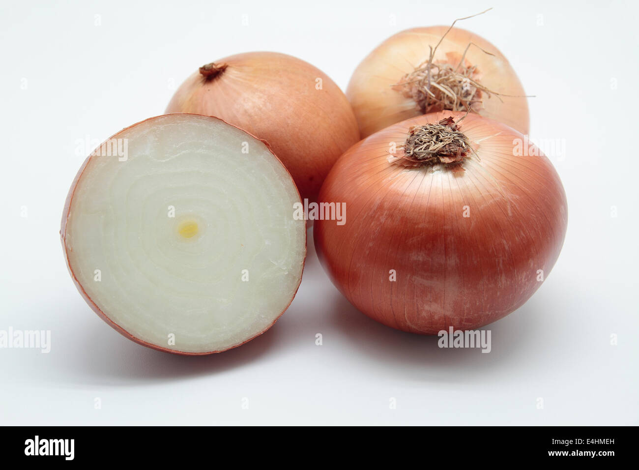 Section single red onion sliced hi-res stock photography and images - Alamy