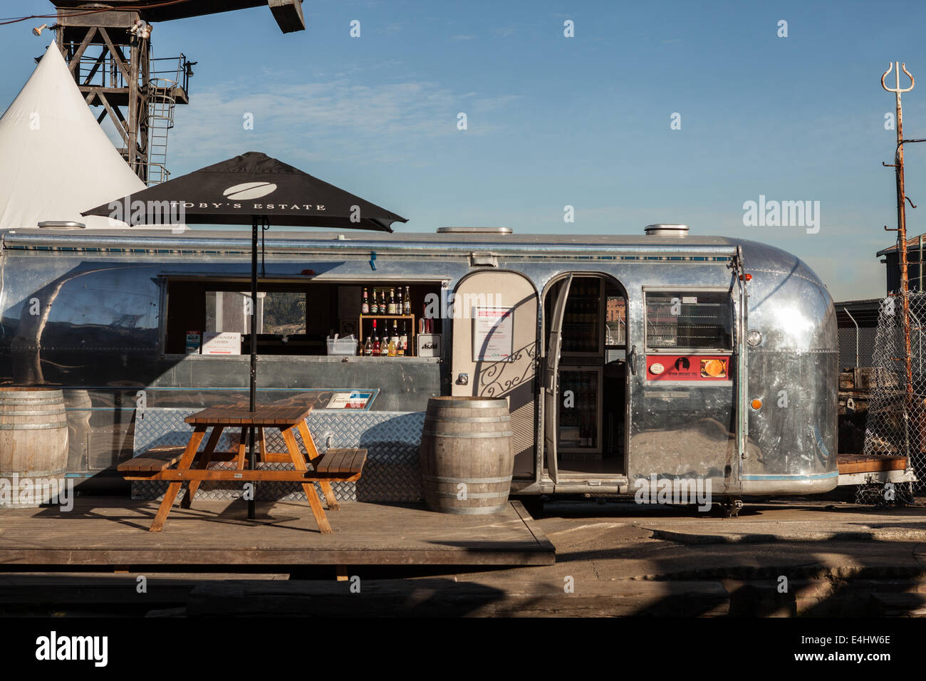 Caravan cafe hi-res stock photography and images - Alamy