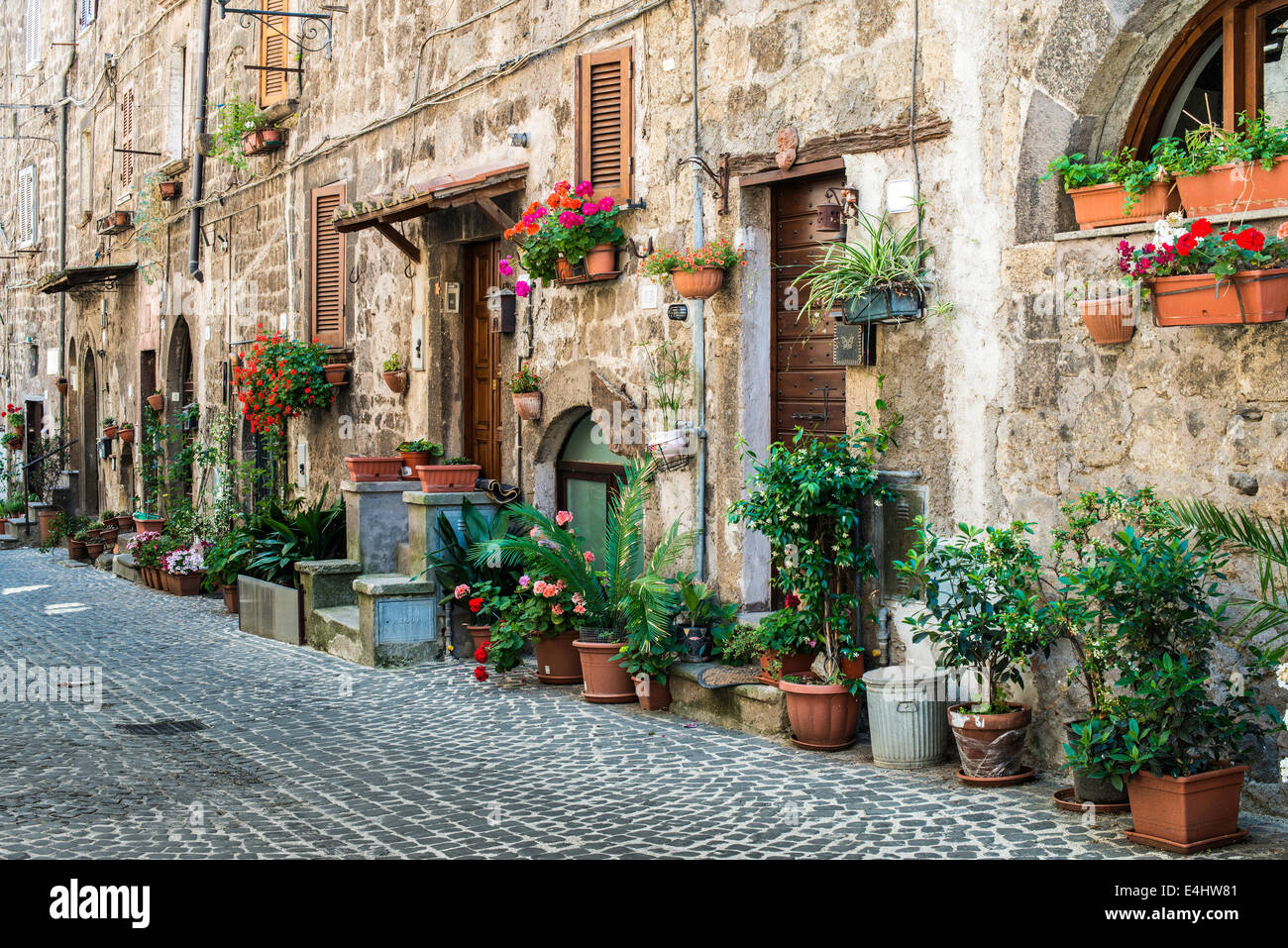 Traditional Italian homes. Old buildings Stock Photo - Alamy