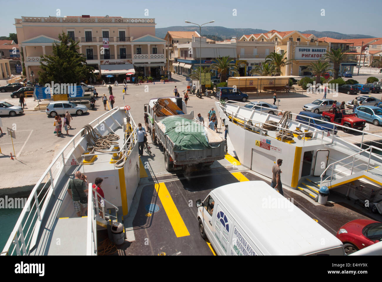 Ferry docking at Lixouri Kefalonia Greece Stock Photo - Alamy